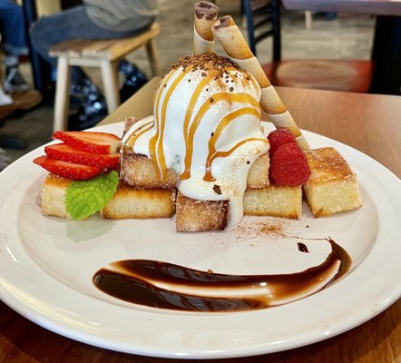 TOASTE - Updated October 2025 - 227 Photos & 156 Reviews - 1385 E Grand ...