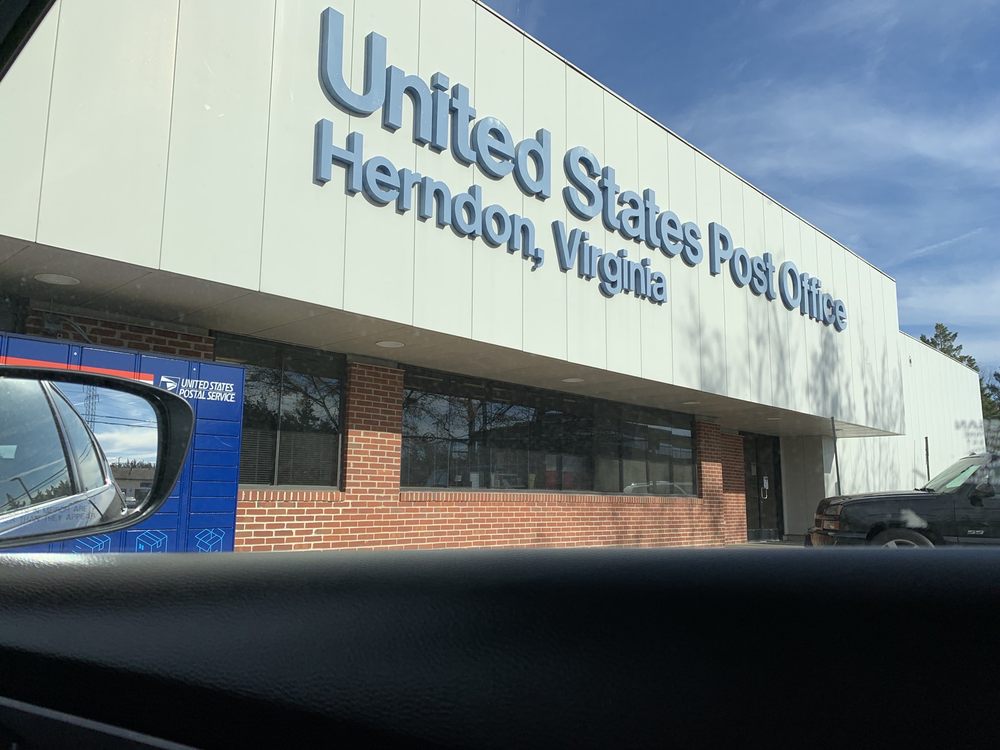 US POST OFFICE - HERNDON - Updated October 2025 - 19 Photos & 33 ...