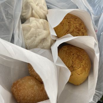 LI MIN BAKERY & BISTRO - Updated March 2025 - 99 Photos & 95 Reviews ...