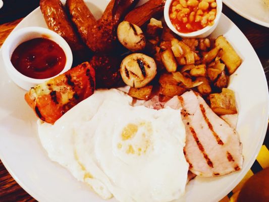 HAMILTON HALL - Updated August 2025 - 76 Photos & 73 Reviews - 3493 ...