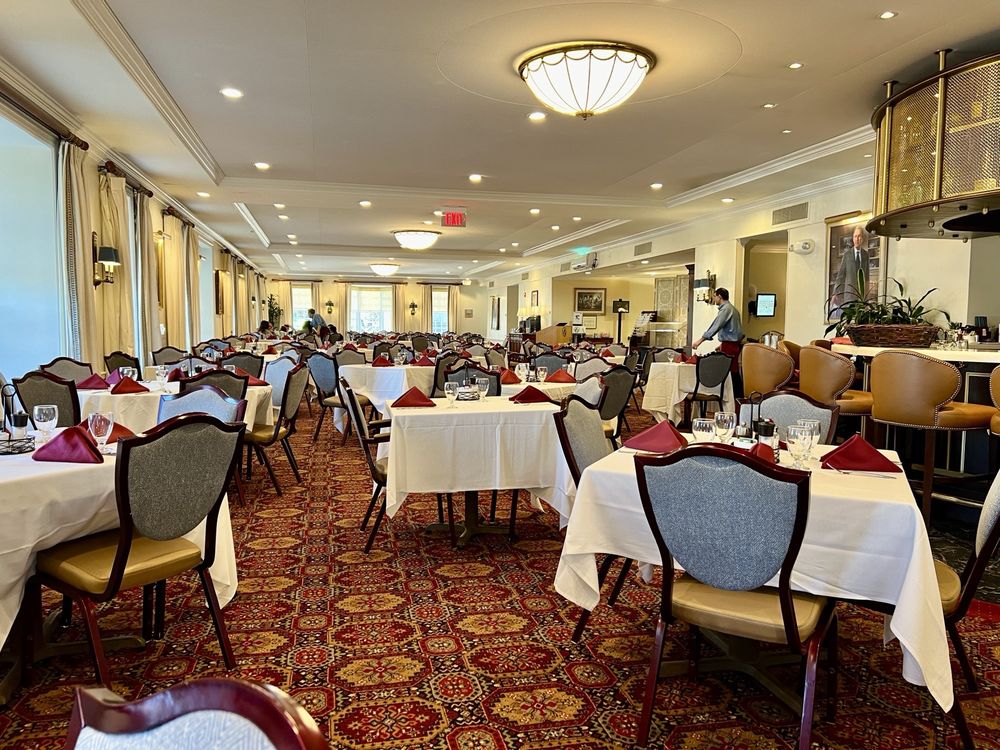 CAPITOL HILL CLUB - Updated October 2025 - 120 Photos & 41 Reviews ...