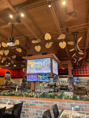 LEGENDS PUB & GRILL SOUTHTOWN - Updated October 2025 - 64 Photos & 76 ...