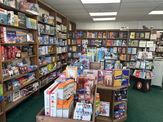 THE BOOKIES BOOKSTORE - Updated March 2025 - 34 Photos & 64 Reviews ...