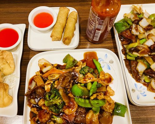 STAR WOK ASIAN BISTRO - Updated October 2025 - 73 Photos & 86 Reviews ...