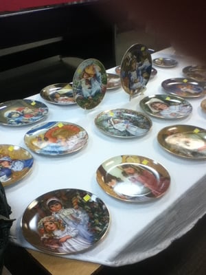 COMMUNITY WAREHOUSE - Updated October 2025 - 26 Photos & 21 Reviews ...