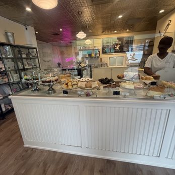 THE SNACKERY BAKESHOP - Updated October 2025 - 281 Photos & 56 Reviews ...