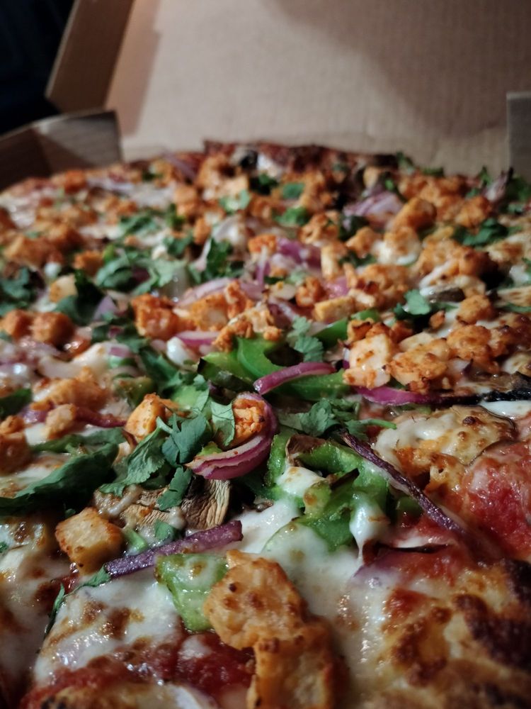 RED RUNNER PIZZA - Updated December 2025 - 93 Photos & 125 Reviews ...