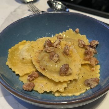 THE ALBERT - Updated January 2026 - 813 Photos & 354 Reviews - 228 E ...