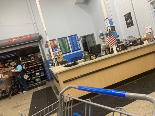 WALMART SUPERCENTER - Updated April 2024 - 19 Reviews - 3051 Kinzel Way ...