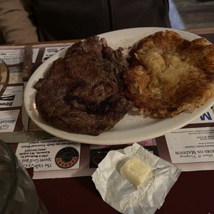 THE MELTING POT - 67 Photos & 73 Reviews - 2295 W College Ave, Appleton ...