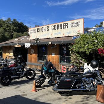 COOK’S CORNER - Traditional American Restaurant in Trabuco Canyon ...