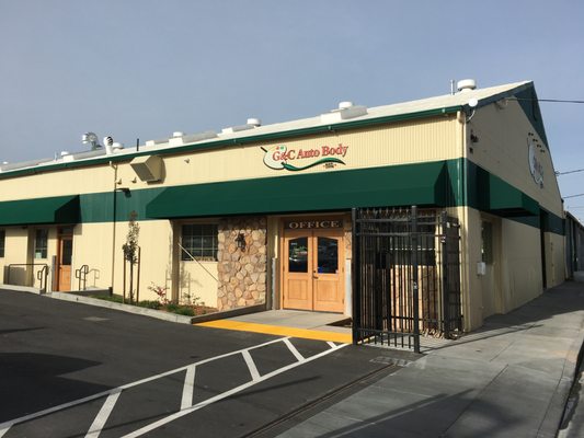 G & C AUTO BODY - Updated October 2025 - 41 Photos & 253 Reviews - 191 ...