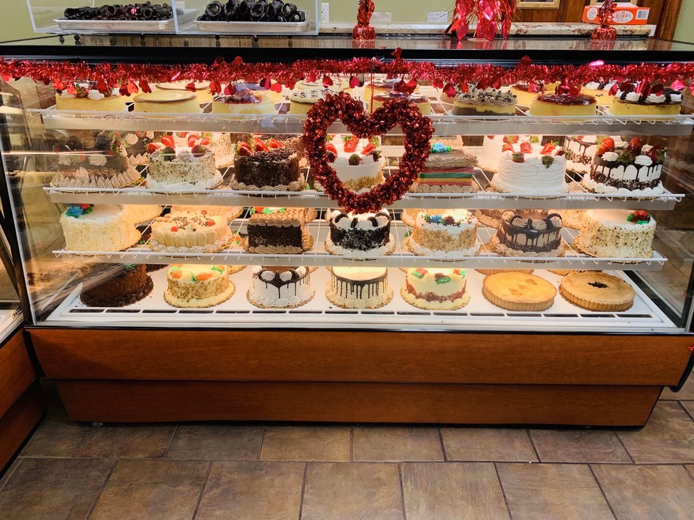 RISPOLI PASTRY SHOP - 38 Photos & 30 Reviews - 1184 Bay St, Staten ...