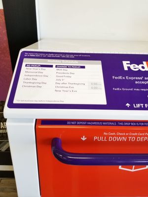 FEDEX OFFICE PRINT & SHIP CENTER - Updated October 2025 - 50 Photos ...