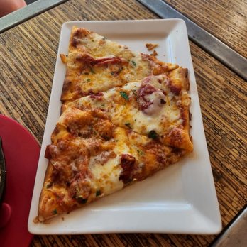 POUR BROTHERS COMMUNITY TAVERN - Updated July 2025 - 117 Photos & 105 ...