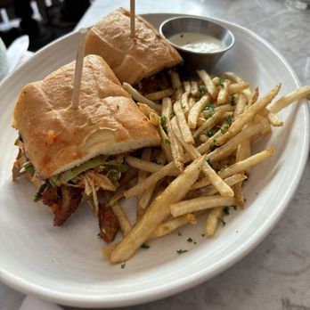 THE MACINTOSH - Updated June 2024 - 1063 Photos & 1178 Reviews - 2119 E ...