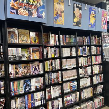 MIDTOWN COMICS - Updated September 2024 - 510 Photos & 411 Reviews ...