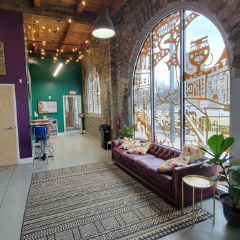 VINE STREET BREWING - Updated July 2024 - 58 Photos & 40 Reviews - 2010 ...