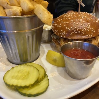 TONY C’S SPORTS BAR & GRILL - Updated July 2024 - 253 Photos & 311 ...