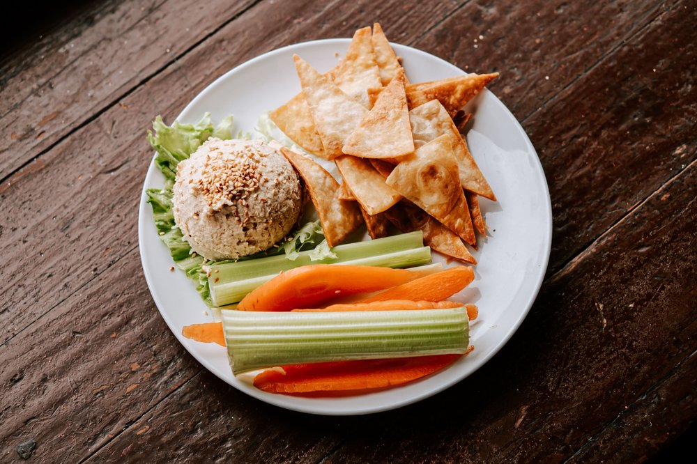 ROWLEY INN - 619 Photos & 384 Reviews - 1104 Rowley Ave, Cleveland ...