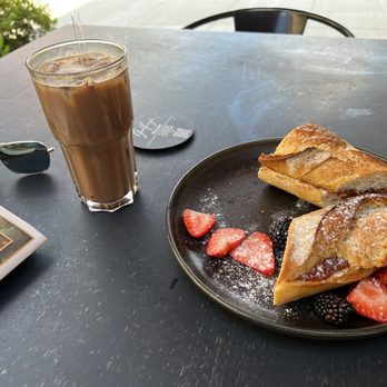 GODFREY’S BAKERY AND CAFE - Updated December 2024 - 530 Photos & 189 ...