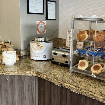 RESIDENCE INN BY MARRIOTT IRVINE SPECTRUM - Updated October 2025 - 182 ...