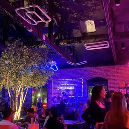 POCHA HOUSE - Updated December 2025 - 912 Photos & 344 Reviews - 1910 Q ...