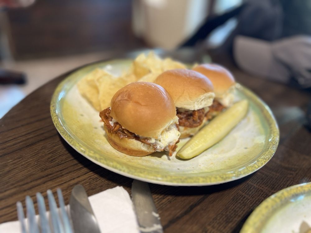 WILD ROSE TAVERN - Updated October 2025 - 18 Photos & 10 Reviews ...