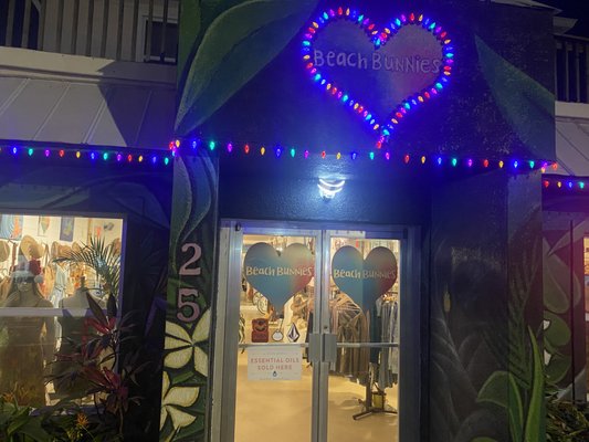 BEACH BUNNIES - Updated June 2024 - 17 Photos - 25 N Orlando Ave, Cocoa ...