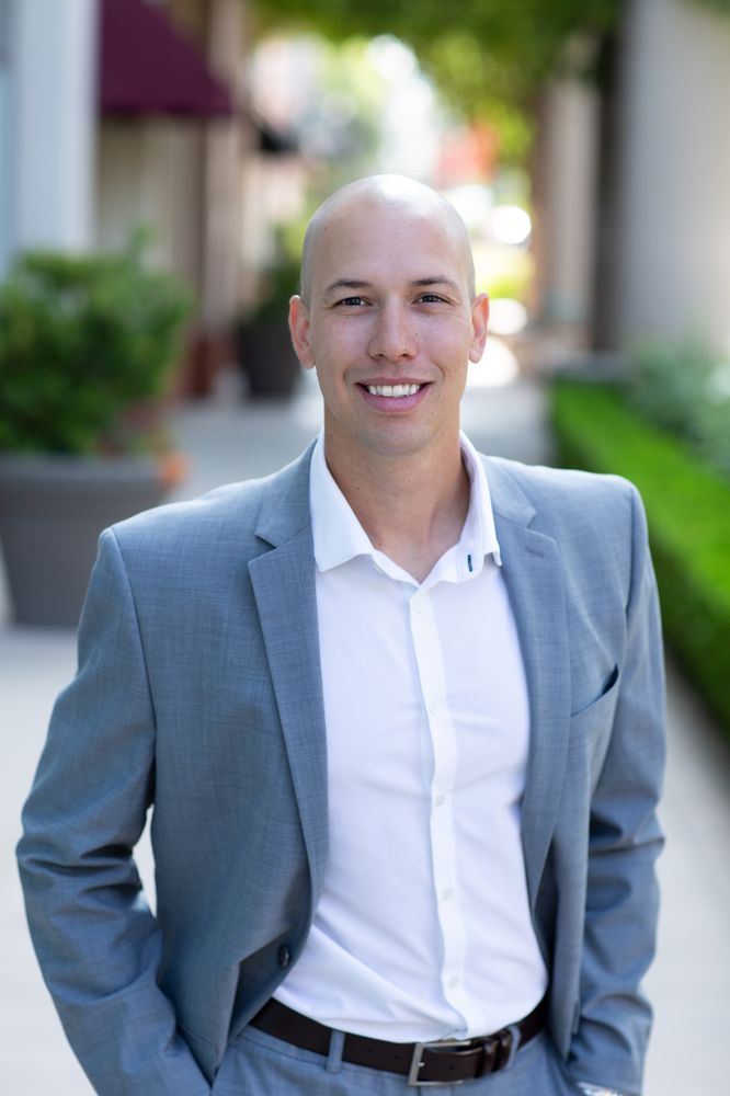 CHRIS HOSEA - COMPASS - Updated September 2025 - Contact Agent - Santa ...