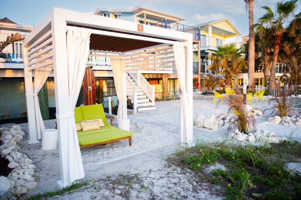 SUNBURST INN - Updated January 2026 - 43 Photos & 23 Reviews - 19204 ...