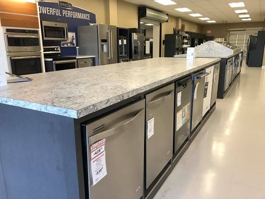 FAMOUS TATE APPLIANCE & BEDDING CENTER - Updated December 2025 - 42 ...