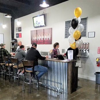 HOG MOLLY BREWING - Updated August 2025 - 93 Photos & 25 Reviews - 1405 ...