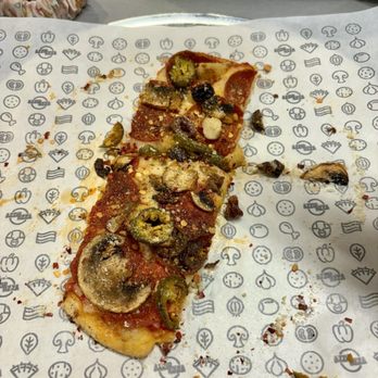 AZZIP PIZZA - Updated December 2024 - 75 Photos & 34 Reviews - 9321 ...