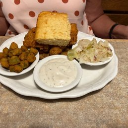 PO FOLKS - Updated December 2025 - 68 Photos & 74 Reviews - 400 Ohio ...