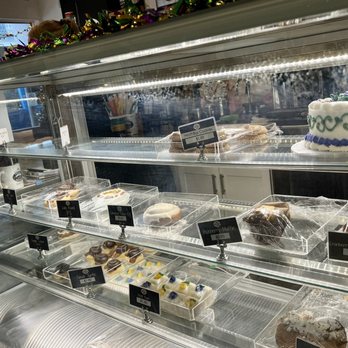HAYDEL’S BAKE SHOP - Updated December 2025 - 142 Photos & 72 Reviews ...