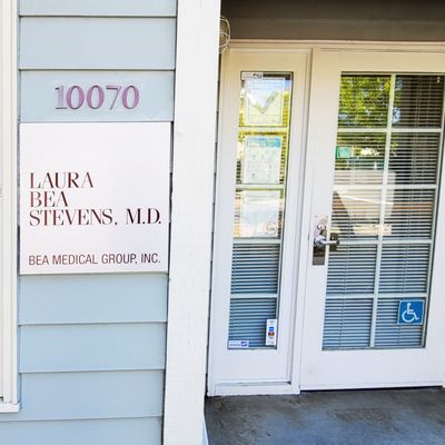 LAURA BEA STEVENS, MD - Updated October 2025 - 13 Photos & 34 Reviews ...