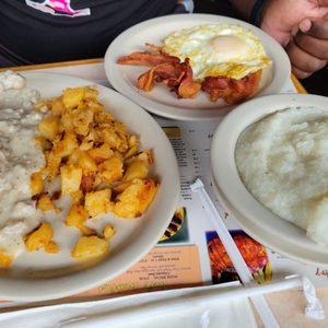 PERRY’S CAFE & DELI - 114 Photos & 138 Reviews - 1339 Pacific Ave ...