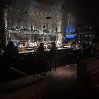 LIBRARY BAR - Updated July 2024 - 933 Photos & 1883 Reviews - 630 W 6th ...