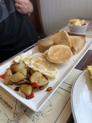 THE LOCAL DINER & BAKERY - 12 Photos - 5015 Rte 33, Farmingdale, New ...