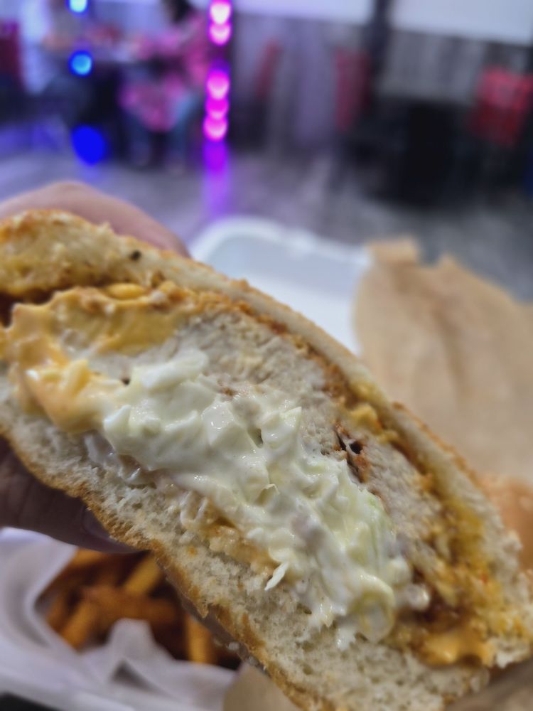 MR BROAST - Updated December 2025 - 111 Photos & 122 Reviews - 7104 ...