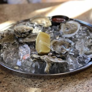 GUMLOG BAR B QUE AND FISH LODGE - 40 Photos & 63 Reviews - 106 ...