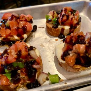 KNOWLTON HOUSE DISTILLERY - Updated December 2025 - 106 Photos & 39 ...