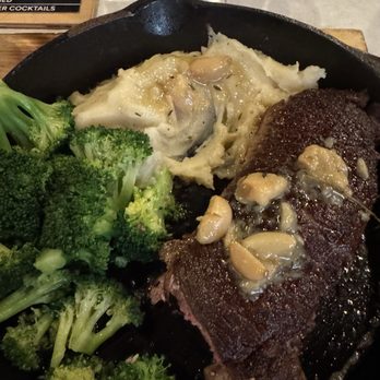 CAST IRON CHEF CHOP HOUSE & OYSTER BAR - Updated December 2025 - 839 ...