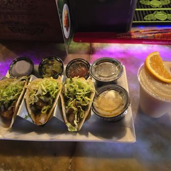 VOODOO ROOFTOP LOUNGE & HOOKAH - Updated April 2025 - 255 Photos & 367 ...