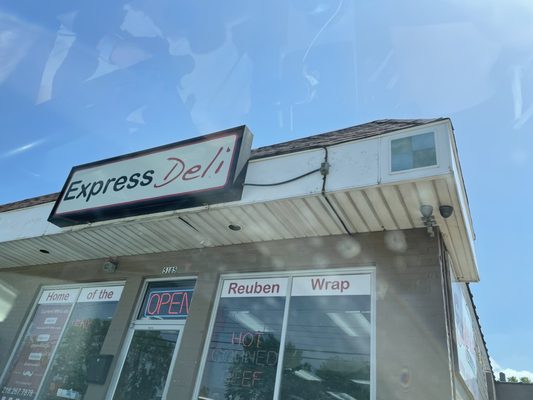 EXPRESS DELI - Updated October 2025 - 93 Photos & 325 Reviews - 5185 ...
