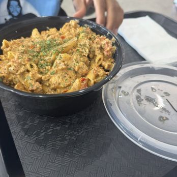 FLAMIN PASTA - Updated October 2025 - 177 Photos & 169 Reviews - 6913 ...