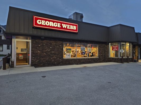 GEORGE WEBB RESTAURANT - Updated October 2025 - 64 Photos & 59 Reviews ...