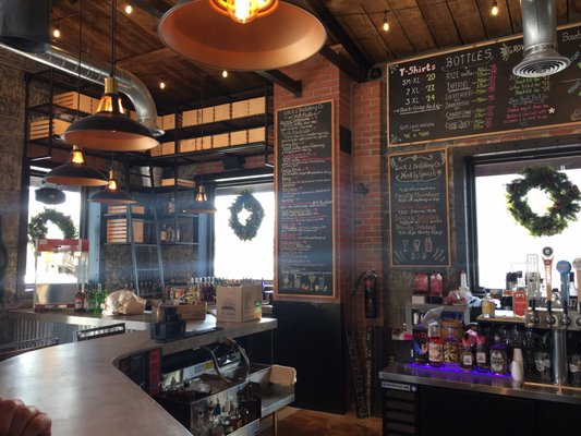 LOCK 1 DISTILLING COMPANY - 43 Photos & 19 Reviews - 17 Culvert St ...