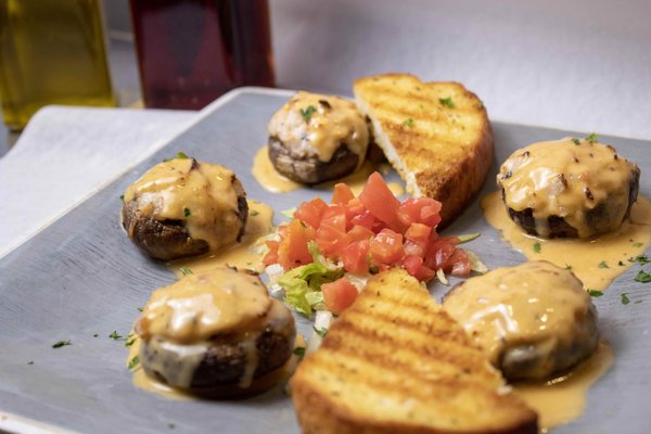 OFF THE ROCK TAVERN - Updated October 2025 - 273 Photos & 120 Reviews ...